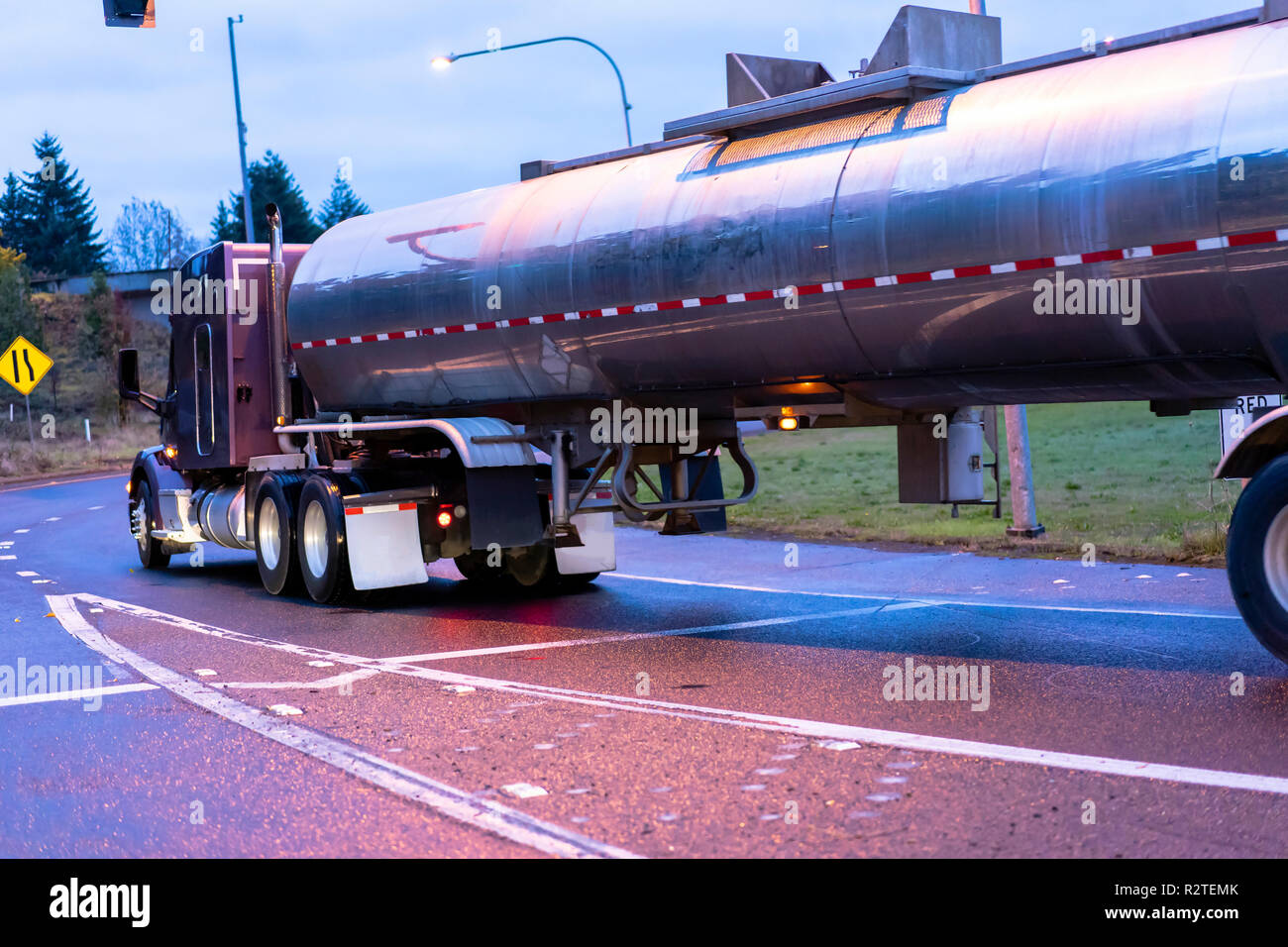 Cylindrical tank hi-res stock photography and images - Alamy