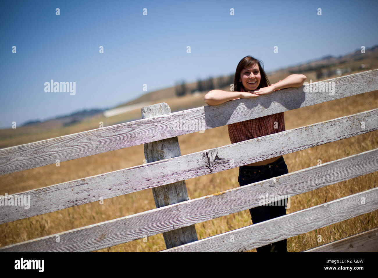 Leaning against something hi-res stock photography and images - Alamy