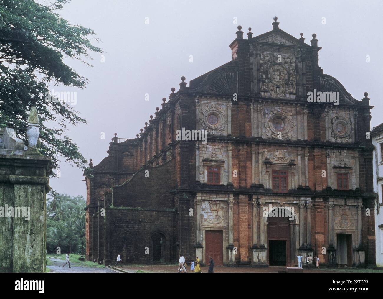 BASILICA DEL BOM JESUS CONSTRUIDA EN EL AÑO 1605. Location: BASILICA ...