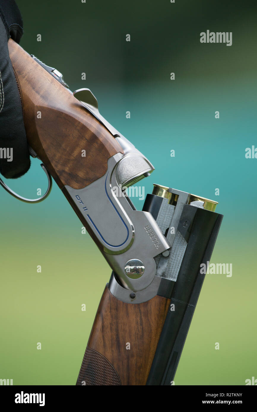 Open gun hi-res stock photography and images - Alamy