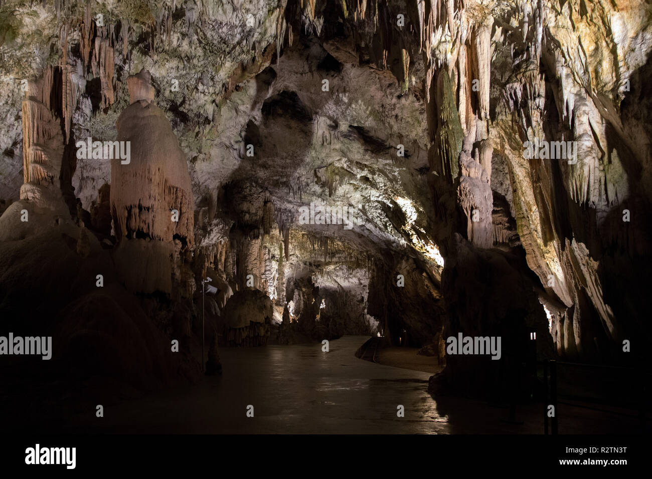 Underground karst cave Stock Photo - Alamy