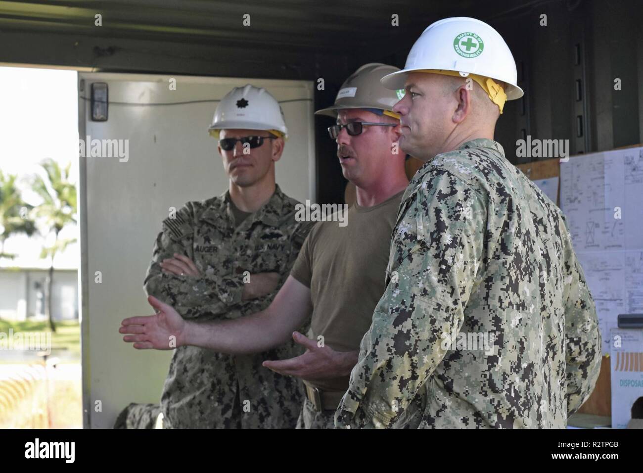 DIEGO GARCIA, British Indian Ocean Territory (Nov. 6, 2018) Builder 2nd ...