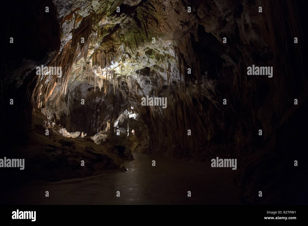 Underground karst cave Stock Photo - Alamy