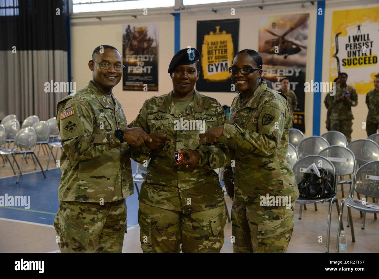 Command sgt maj bernadette phillips hi-res stock photography and images ...