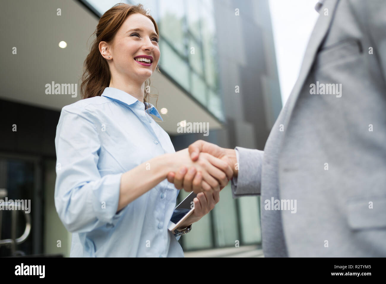 Successful handshake hi-res stock photography and images - Alamy
