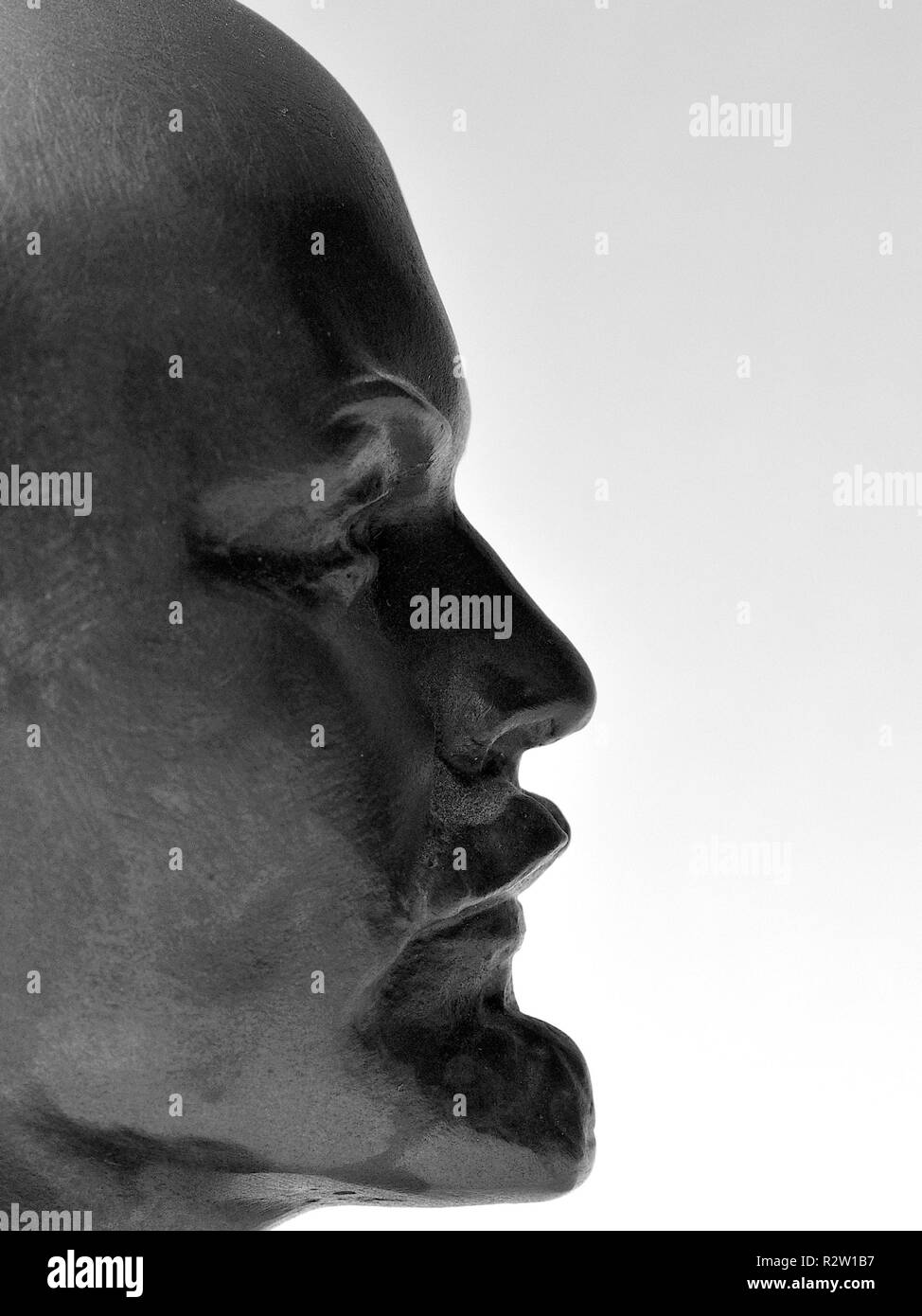 lenin in profile Stock Photo - Alamy