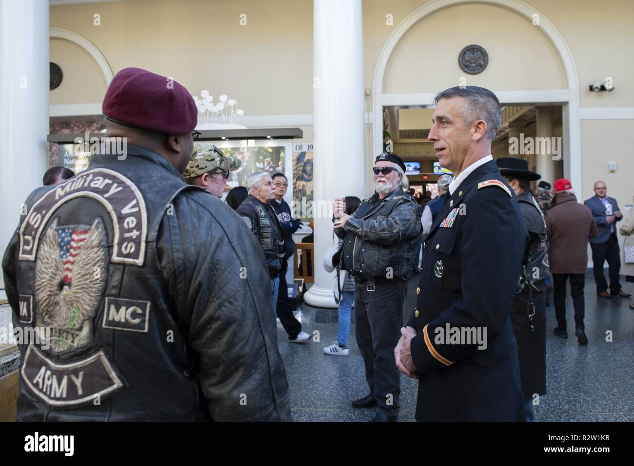 U.S. Army Lt. Col. Greg Coburn (right), NetOps branch chief, Arlington ...