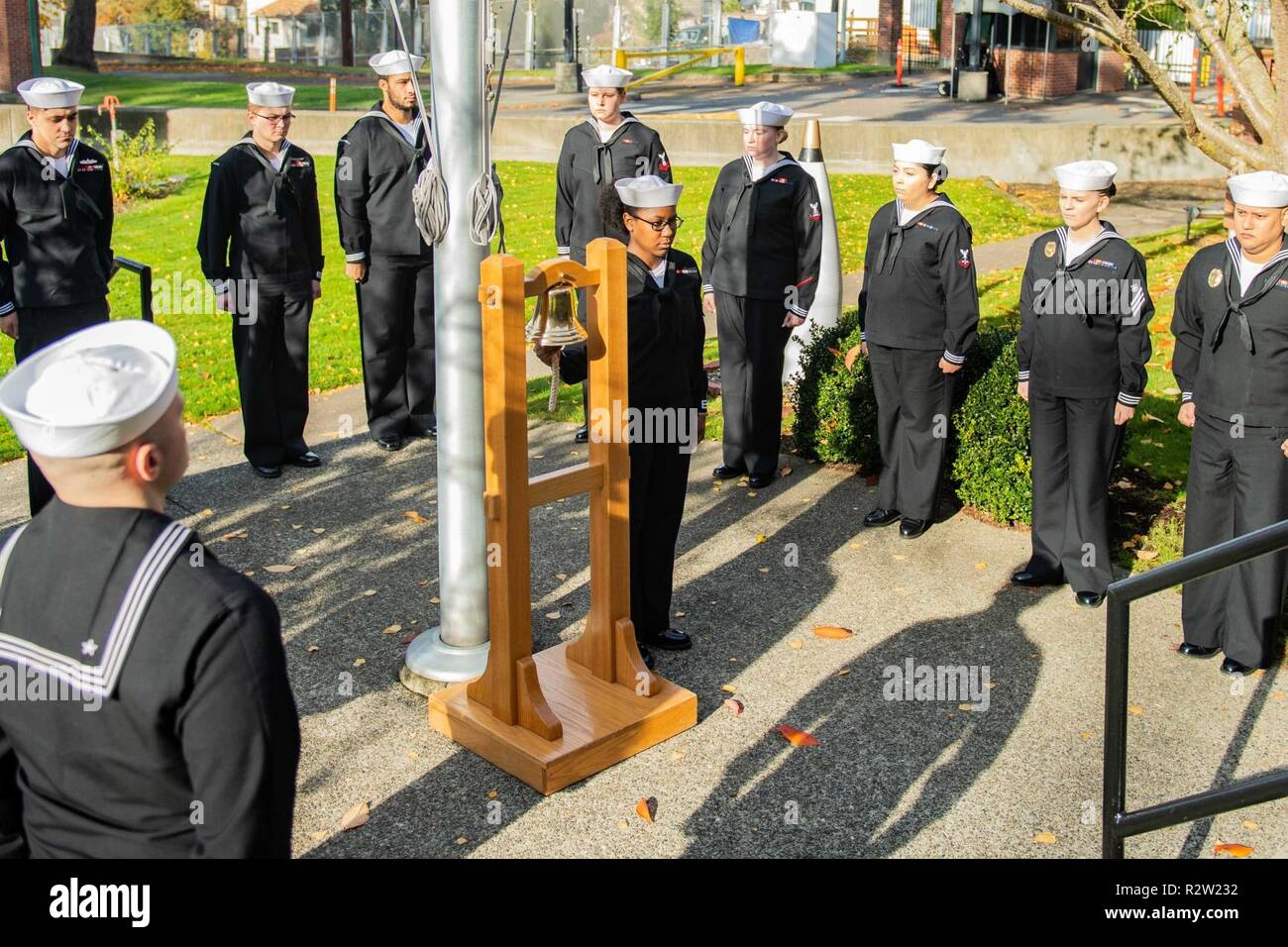 Us navy ceremony on quarterdeck hi-res stock photography and images - Alamy