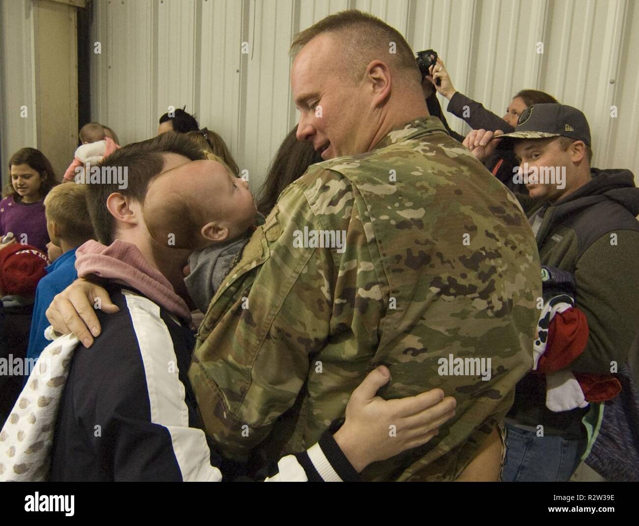 Soldiers from the 38th Sustainment Brigade arrive home to the ...