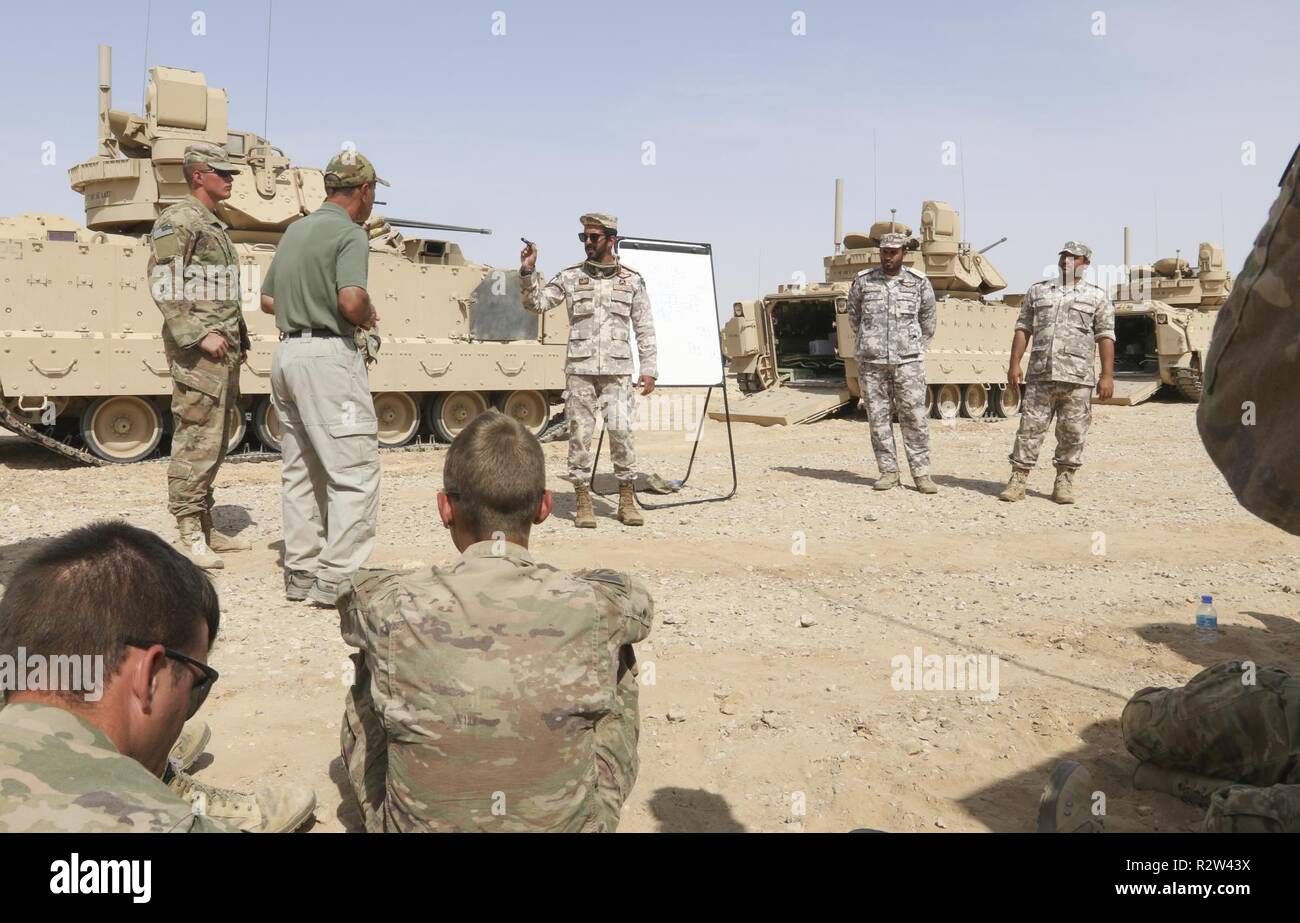 2 198th armored regiment hi-res stock photography and images - Alamy