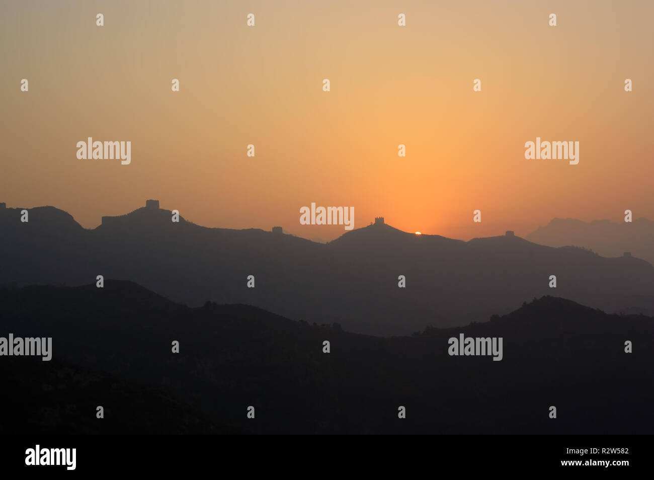 Sinuous body hi-res stock photography and images - Alamy