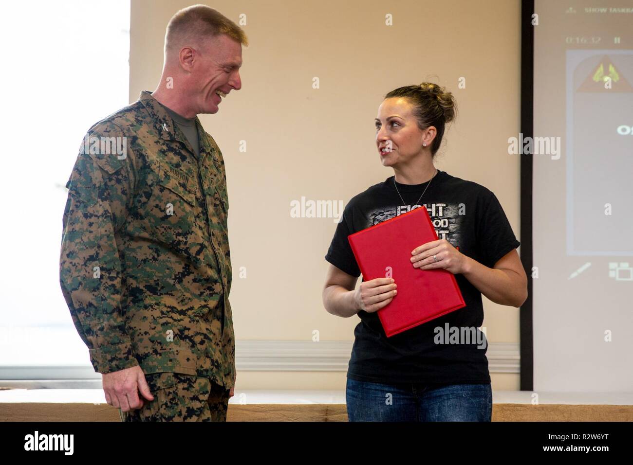 Randi Hernandez, right, air traffic controller, air traffic control ...