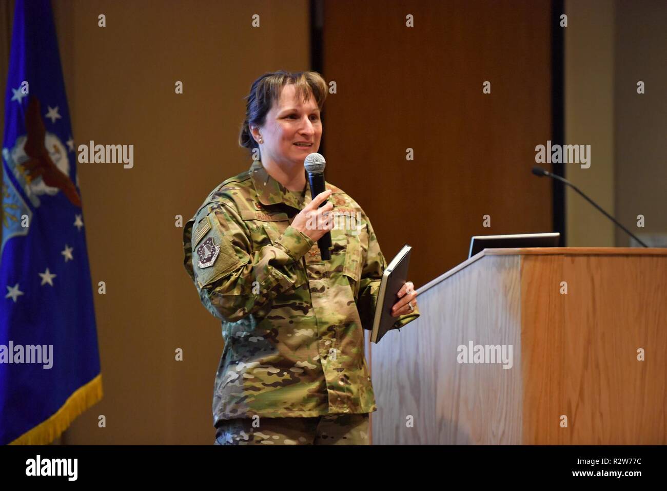 Col jennifer grant hi-res stock photography and images - Alamy