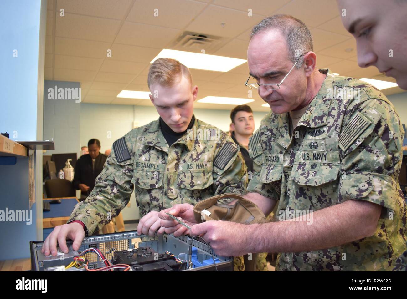 Groton submarine school hi-res stock photography and images - Alamy