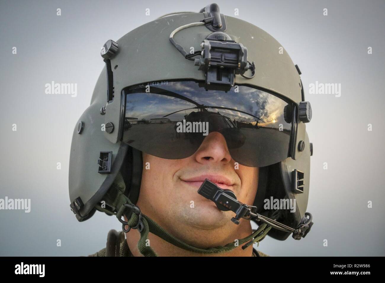 Us army flight medic national hi-res stock photography and images - Alamy