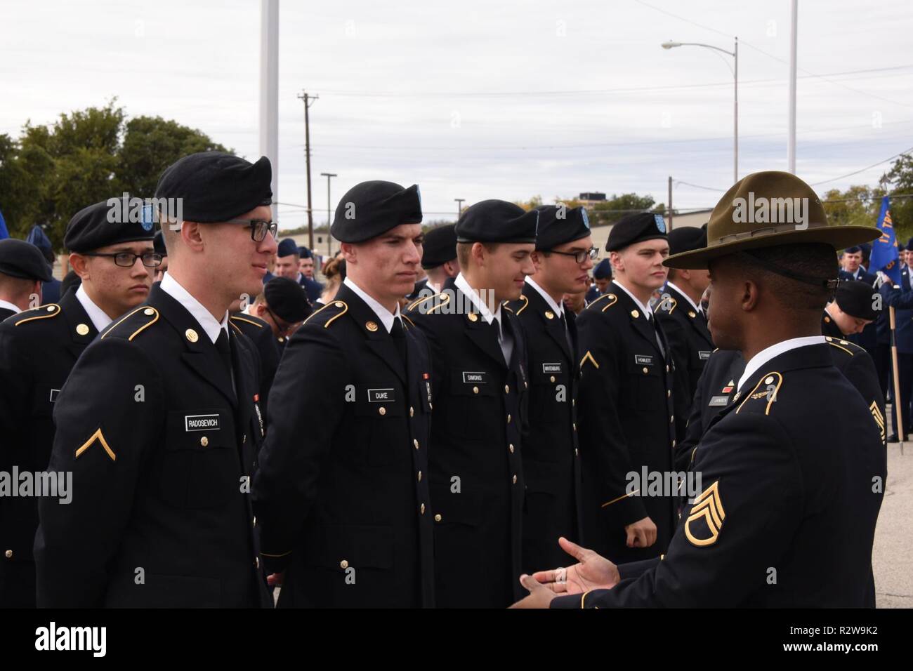 344th military intelligence battalion hi-res stock photography and ...