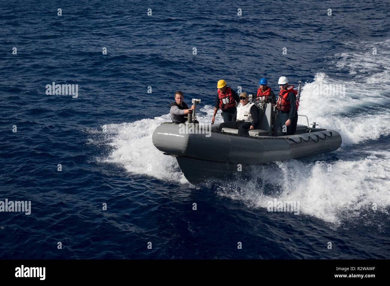 Uss stockdale ddg 106 boat us navy uss stockdale hi-res stock ...