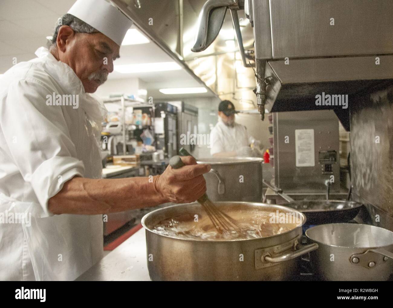 Soldiers and staff members of the Alexis St. Martin Dining Facility at ...