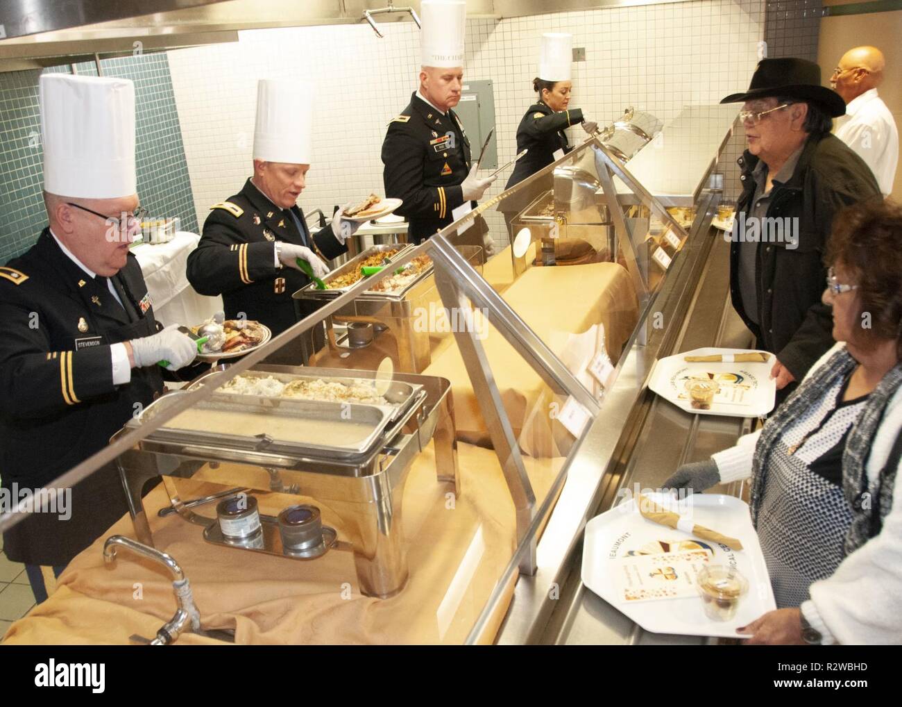 Soldiers and staff members of the Alexis St. Martin Dining Facility at ...