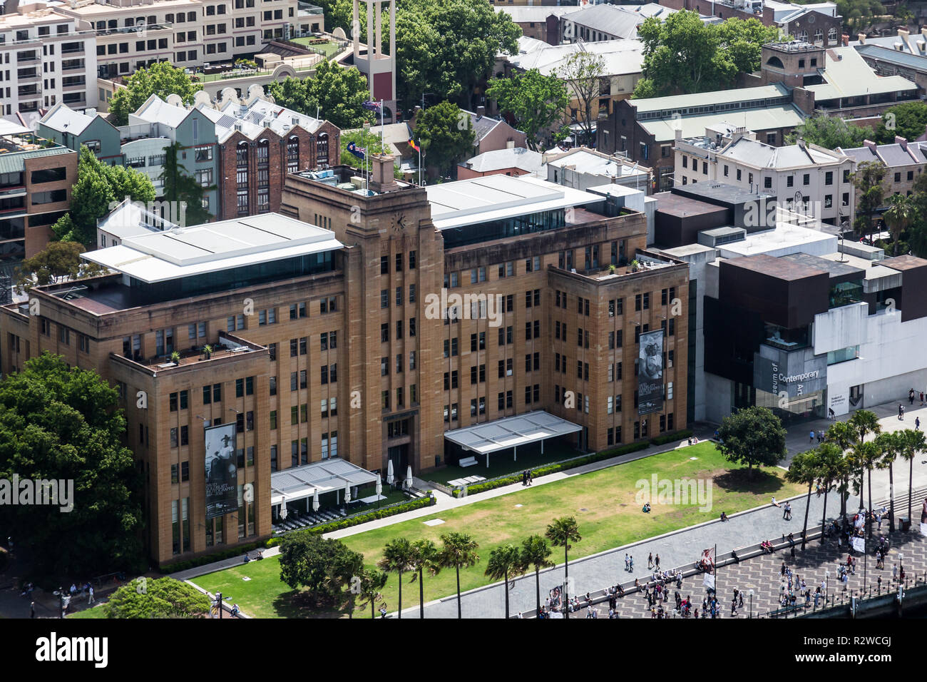 Sydneys iconic buildings hi-res stock photography and images - Alamy