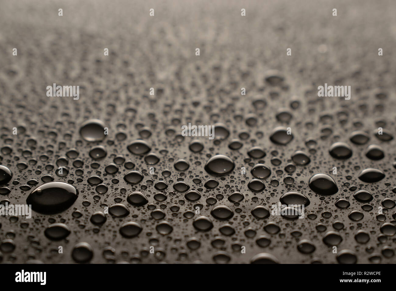 Wet glass texture hi-res stock photography and images - Alamy