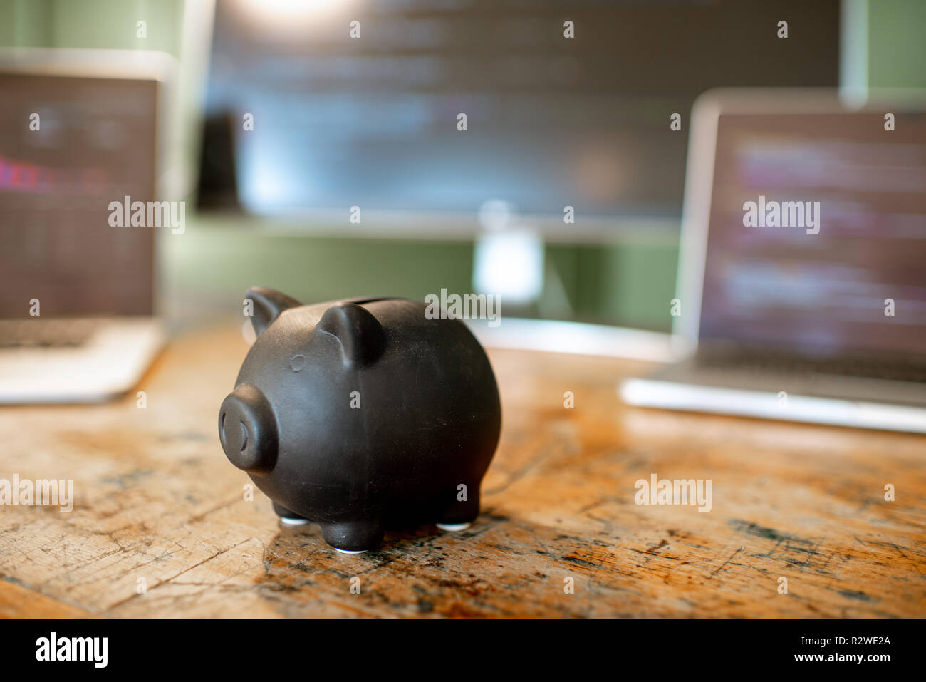 Computer programing hi-res stock photography and images - Alamy