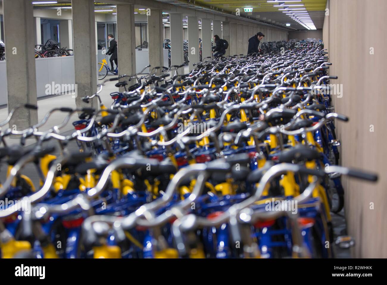 Ov bike station hi-res stock photography and images - Alamy