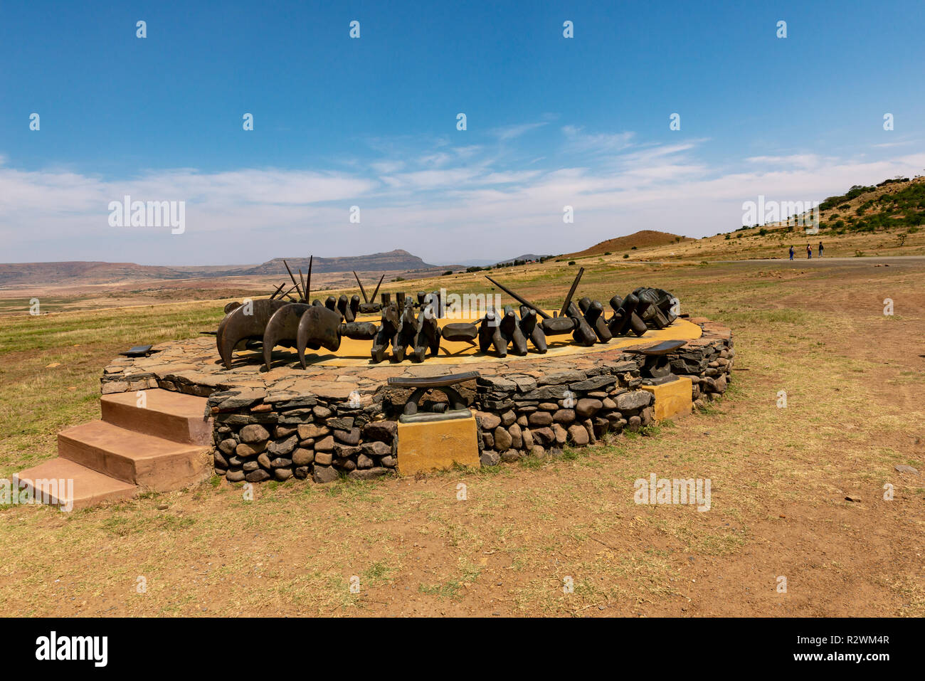 Memorial to the Zulu warriors. Isandlwana Battlefield, KwaZulu Natal ...