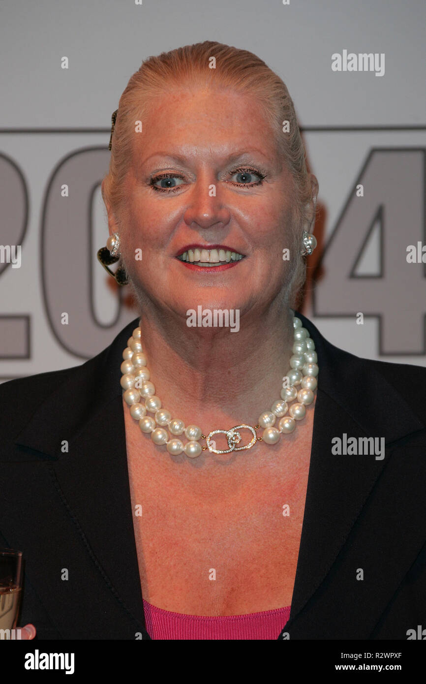 Kim woodburn hi-res stock photography and images - Alamy