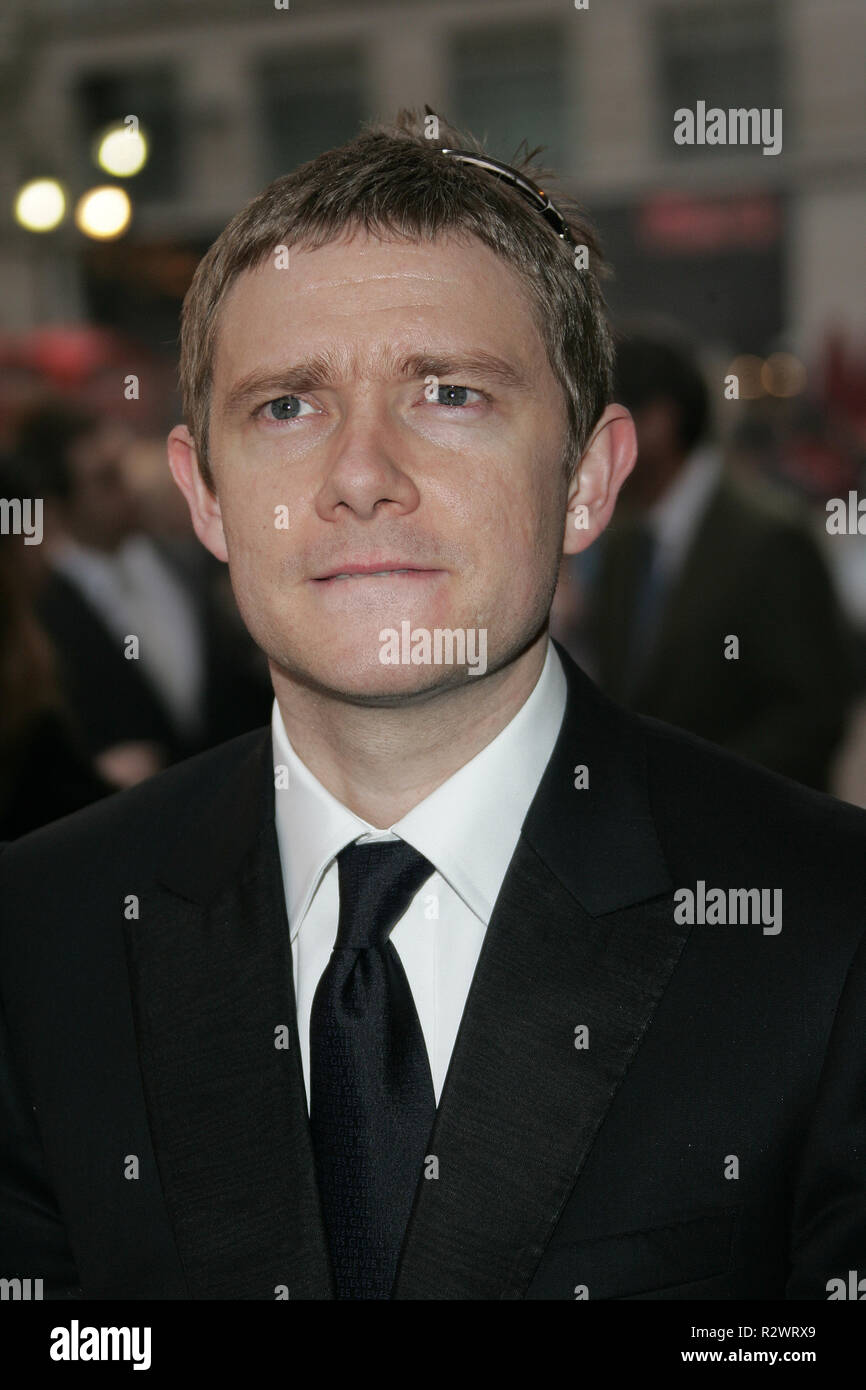 MARTIN FREEMAN THE HITCHHIKER'S GUIDE TO THE GALAXY PREMIERE EMPIRE ...