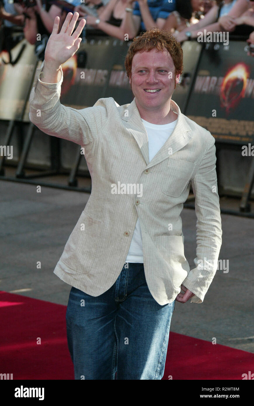 AVID MERRION WAR OF THE WORLDS PERMIERE ODEON LEICESTER SQUARE LONDON ...