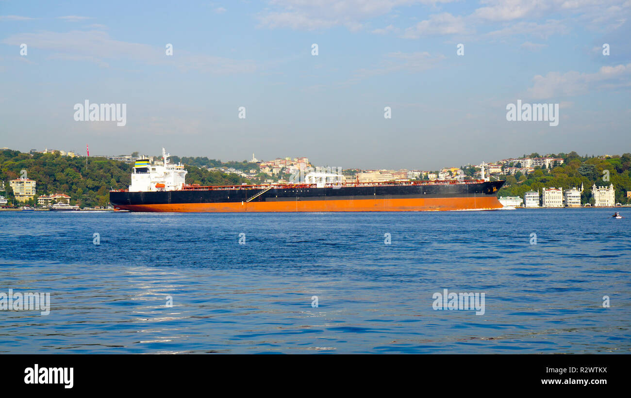 Ship traffic transportation transport ship hi-res stock photography and ...