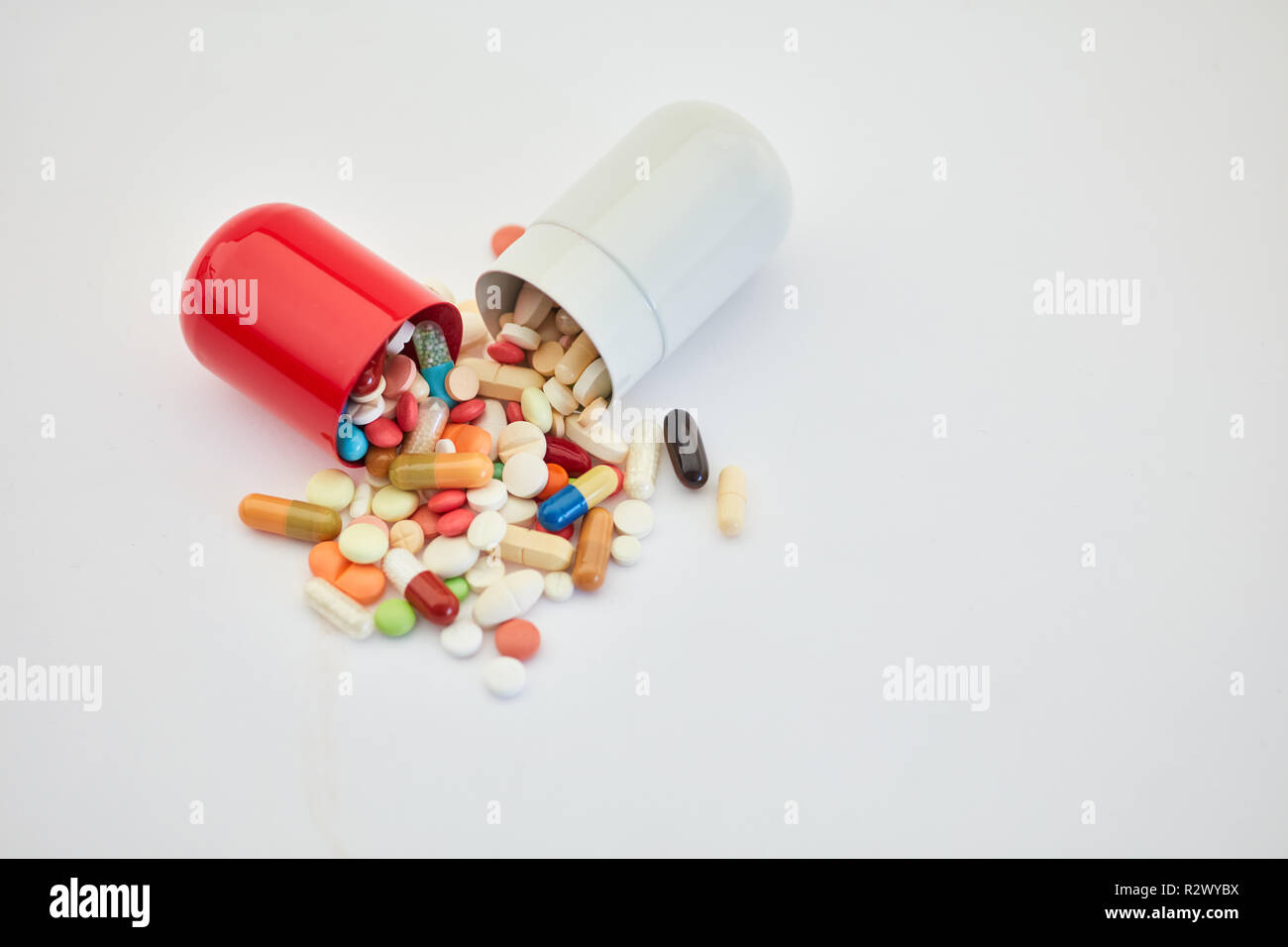 Pharmaceuticals medications hi-res stock photography and images - Alamy