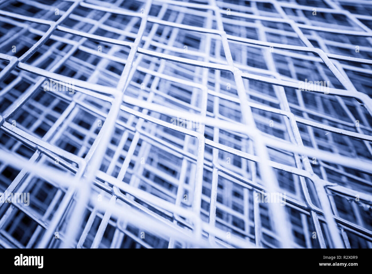 Modern metal structures and architecture hi-res stock photography and ...