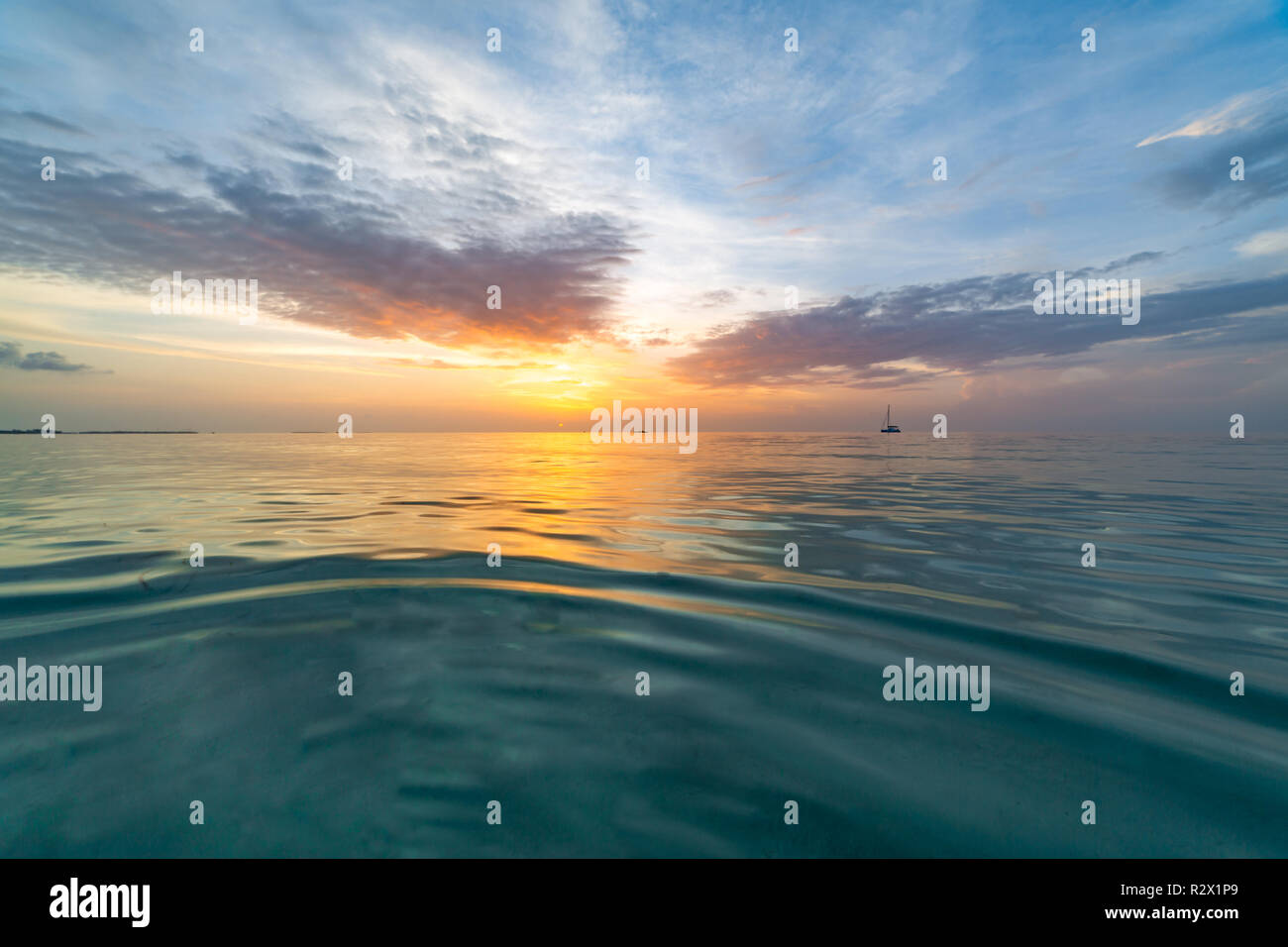 Sea sky clouds, horizon. Colorful seascape horizontal background banner ...