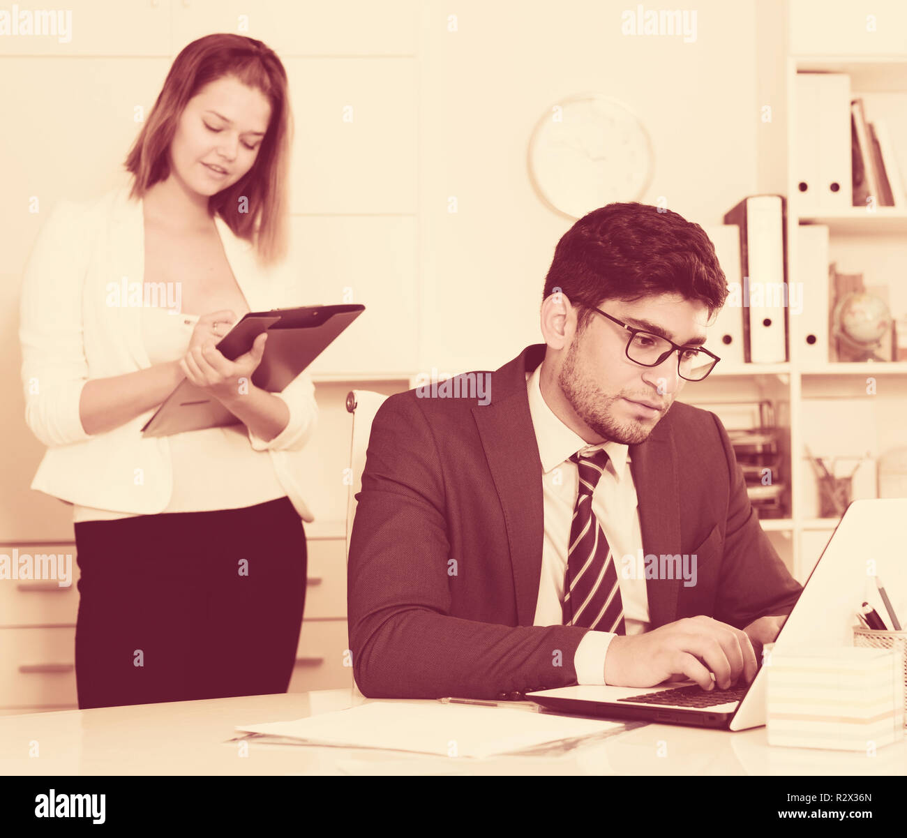 Boss giving tasks hi-res stock photography and images - Alamy