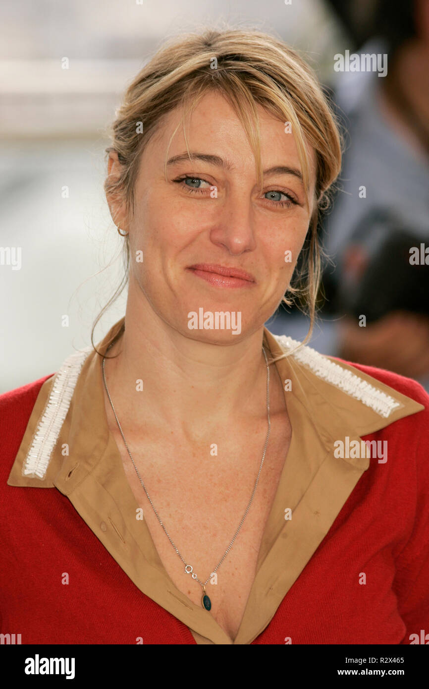 VALERIA BRUNI TEDESCHI CANNES 2005 CANNES FRANCE 16 May 2005 Stock ...