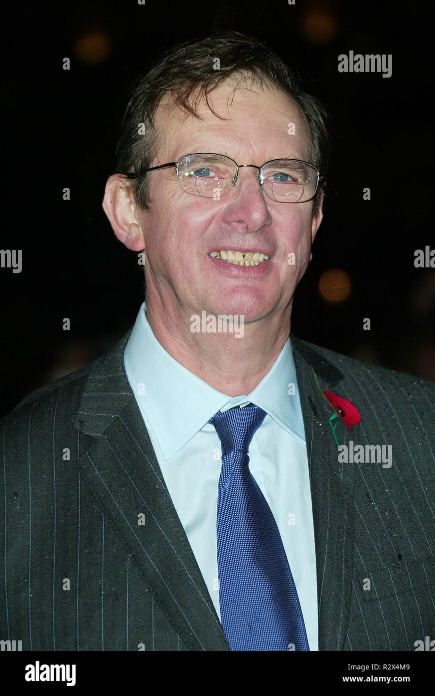 MIKE NEWELL HARRY POTTER & THE GOBLET OF FIRE FILM PREMIER ODEON ...