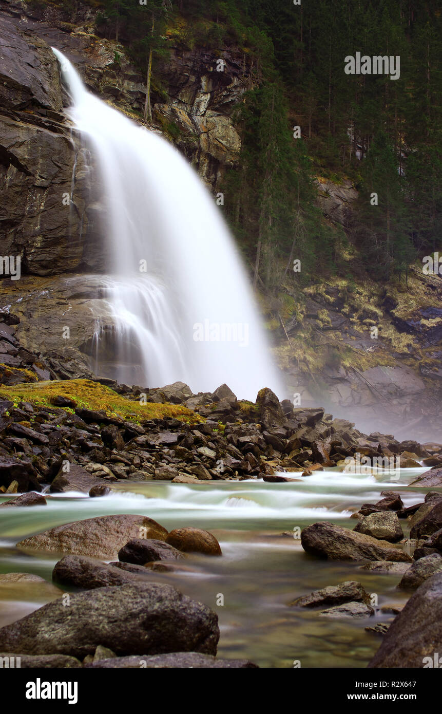 Water falling down to rocks Stock Photo - Alamy