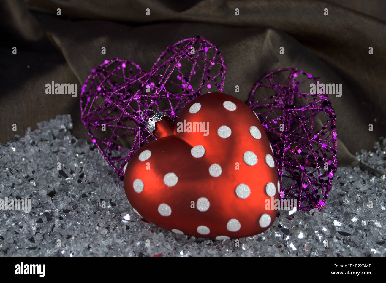 Heart deco hi-res stock photography and images - Alamy