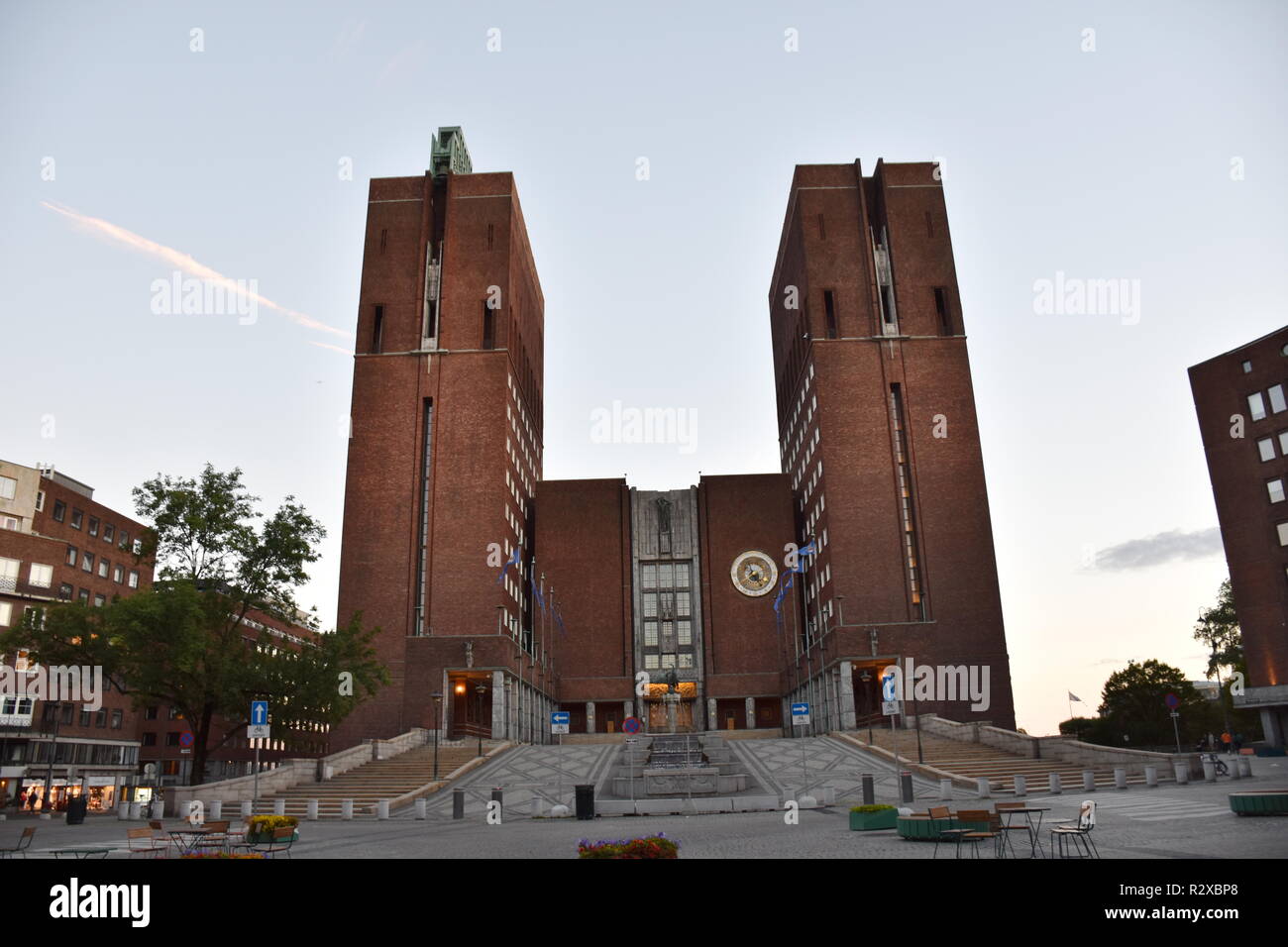Oslo, Rathaus, Hafen, Stadthafen, Ostturm, Westturm, Glockenspiel ...