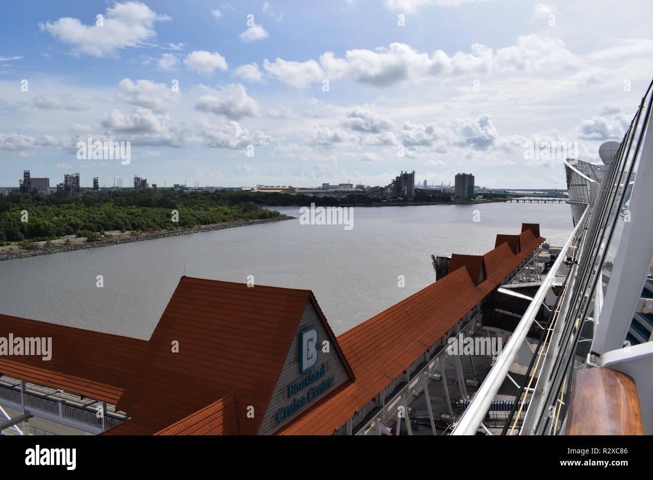 Boustead cruise center hi-res stock photography and images - Alamy