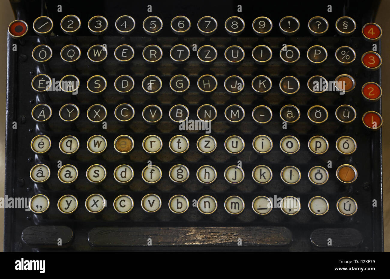Mechanical symbols hi-res stock photography and images - Alamy