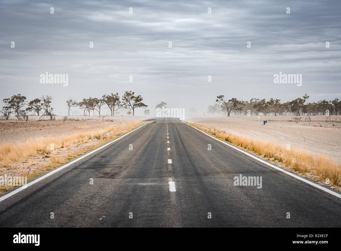 Outback roads in New South Wales, Australia Stock Photo - Alamy