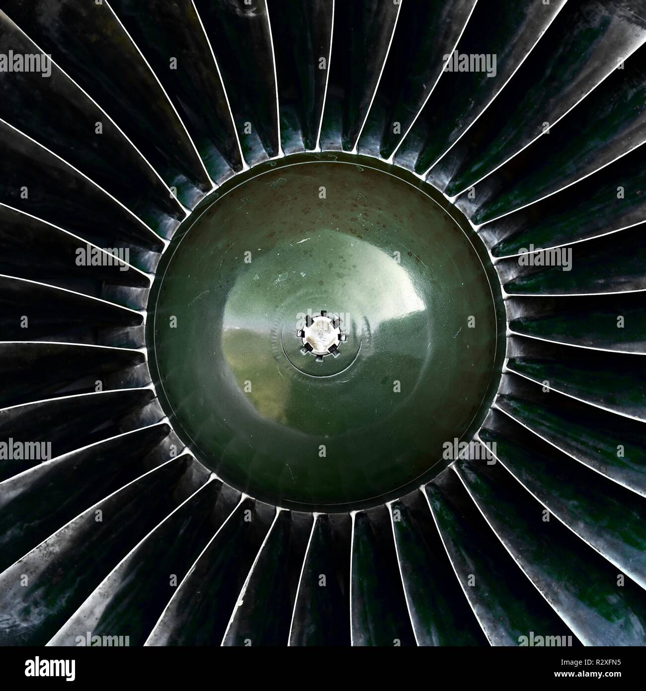 Thrust structure hi-res stock photography and images - Alamy