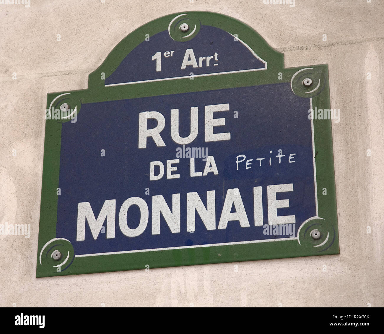 Monnai hi-res stock photography and images - Alamy