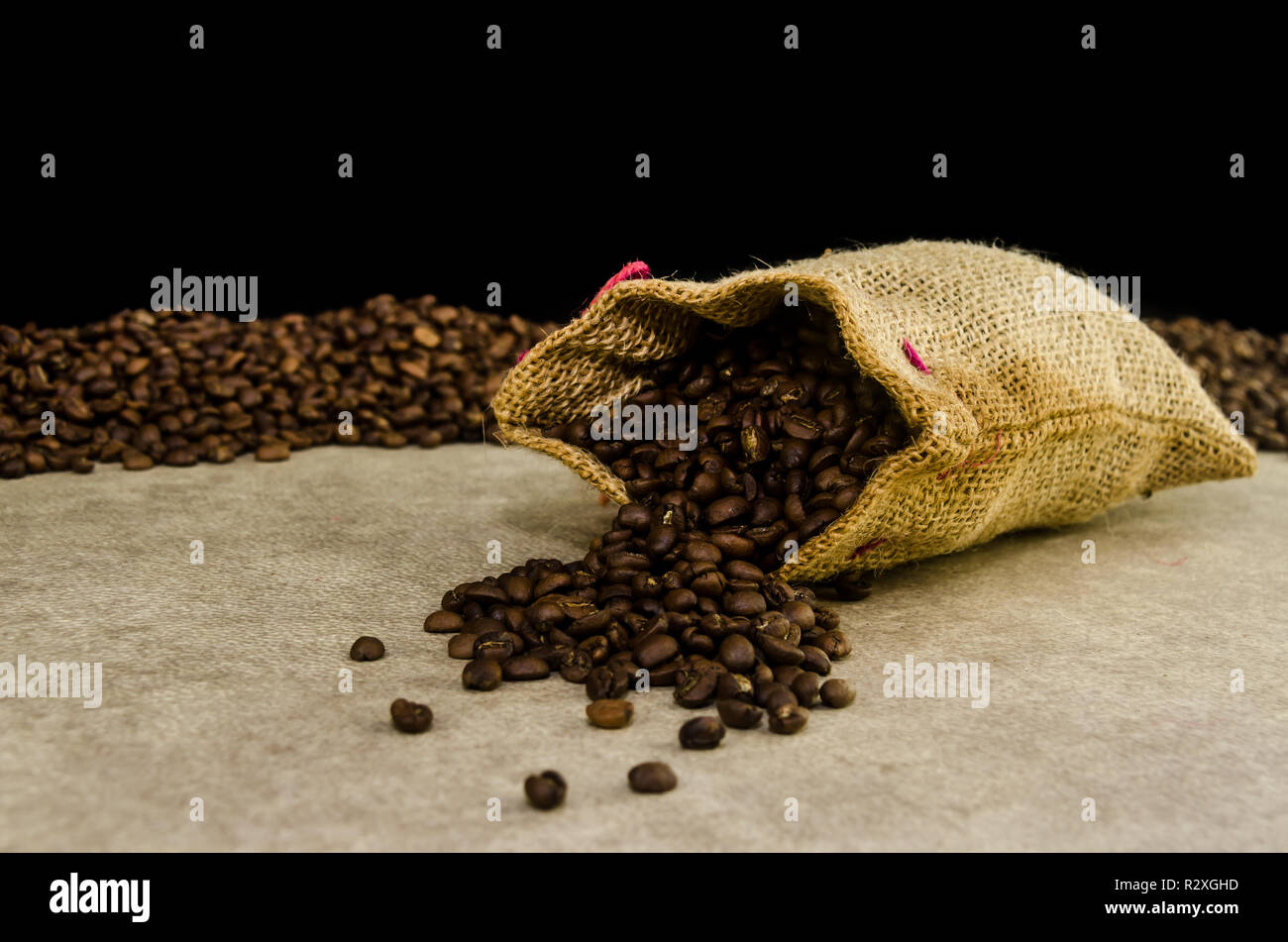 Traditional mexican yute bag handcraft with coffee Stock Photo - Alamy
