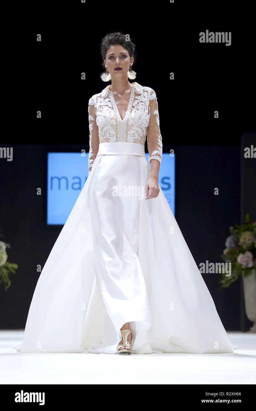 20th 1001BODAS - Maria Salas - Catwalk Featuring: model Where: Madrid ...