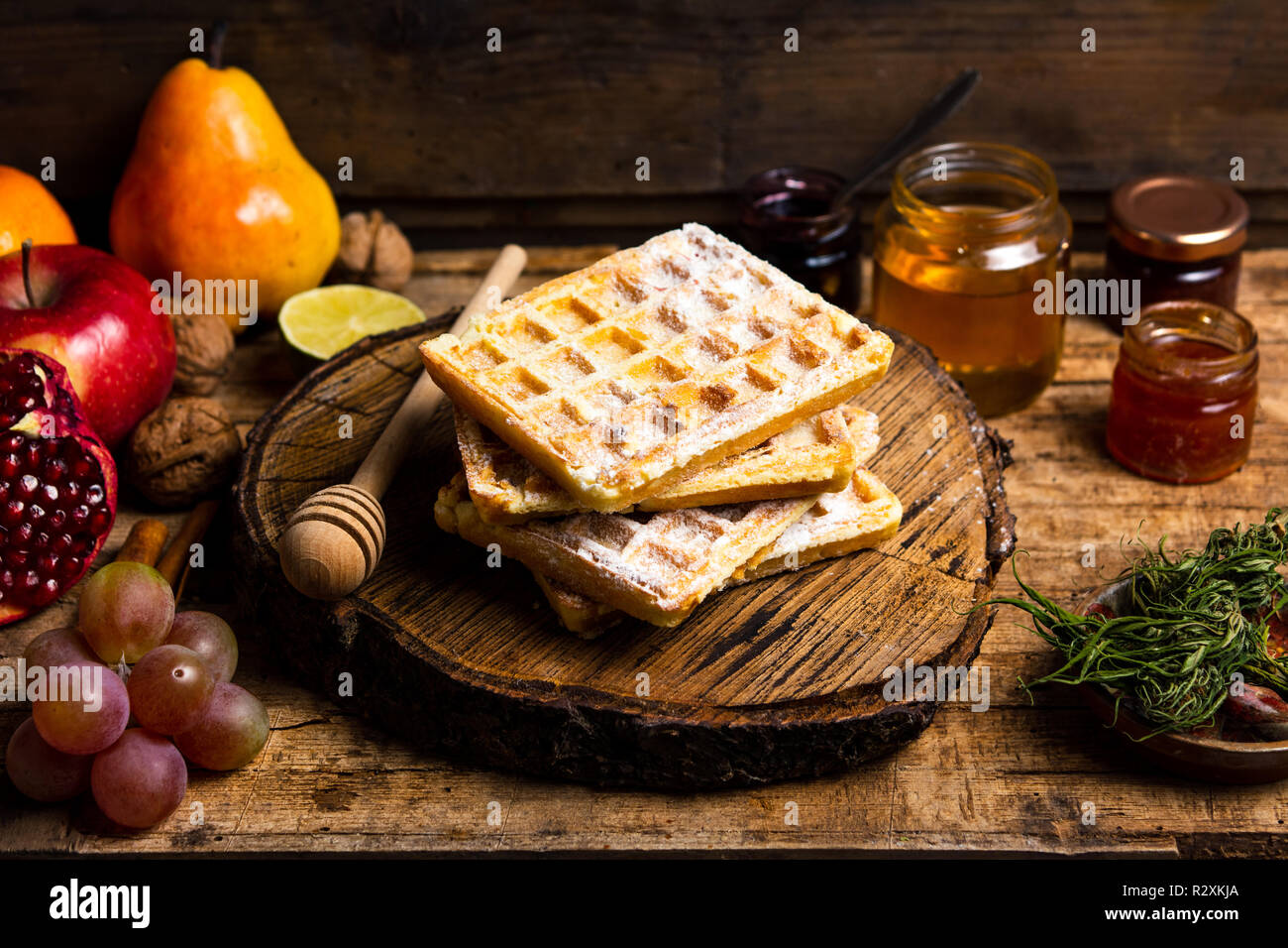 Waffles and fruits hi-res stock photography and images - Alamy