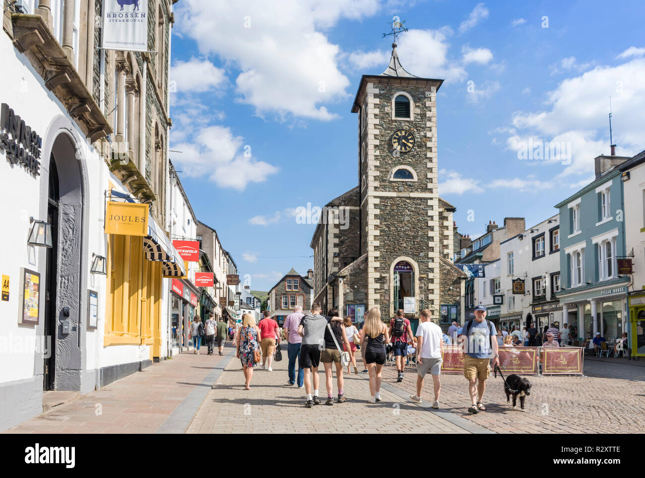 Keswick town centre shops cumbria hi-res stock photography and images ...